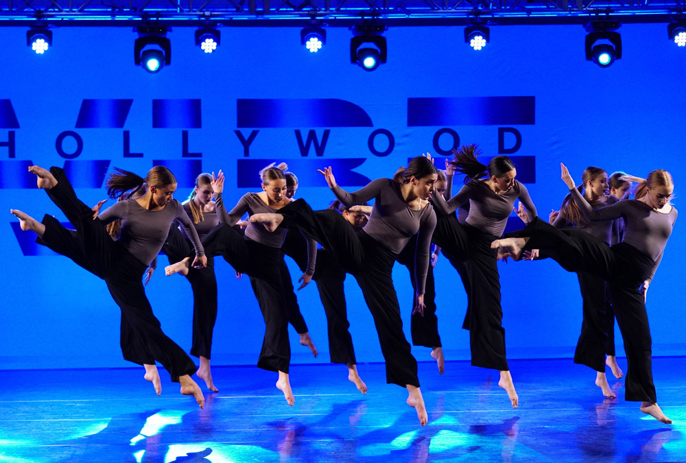 Nationals - Hollywood Vibe