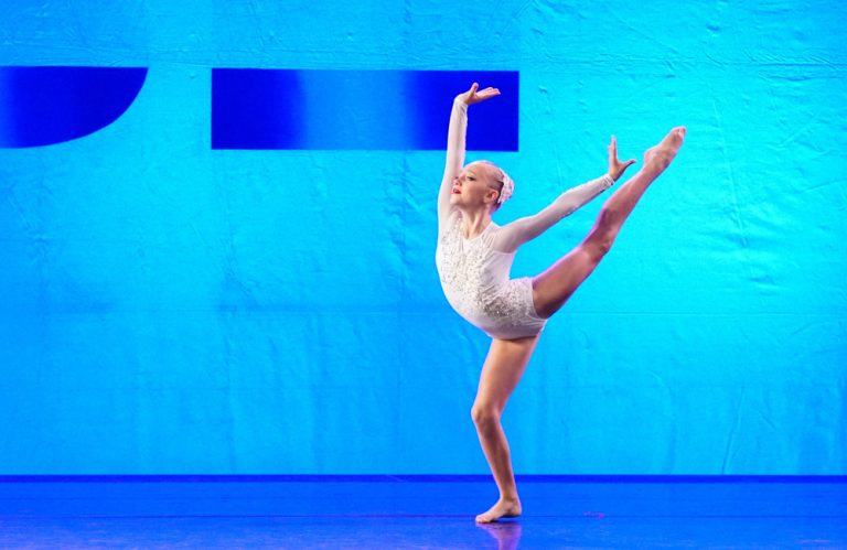 Nationals - Hollywood Vibe