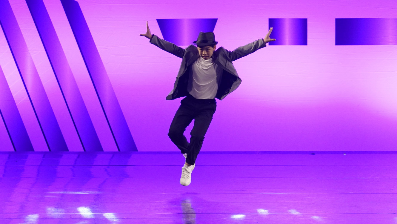 Nationals - Hollywood Vibe